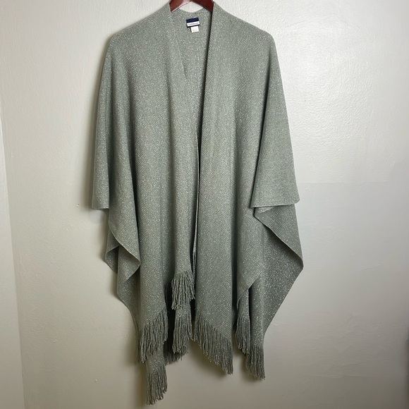 croft & barrow | Sweaters | Croftbarrow Sparkly Sage Green Fringe Cape ...